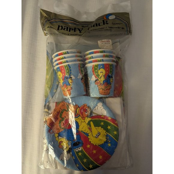 Sesame Street | Party Supplies | 9s Big Bird And Friends Sesame Street ...